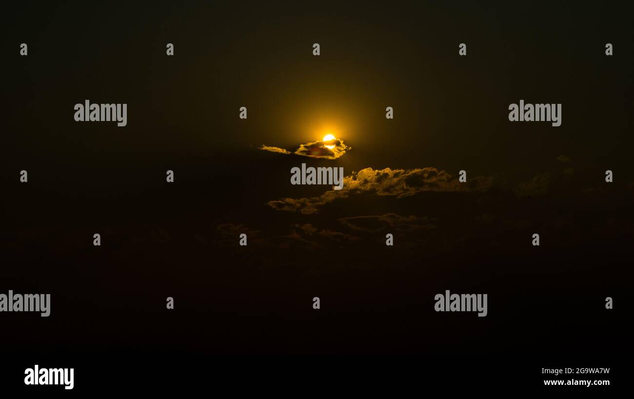 Sunset through smoke filled skies Stock Photo - Alamy
