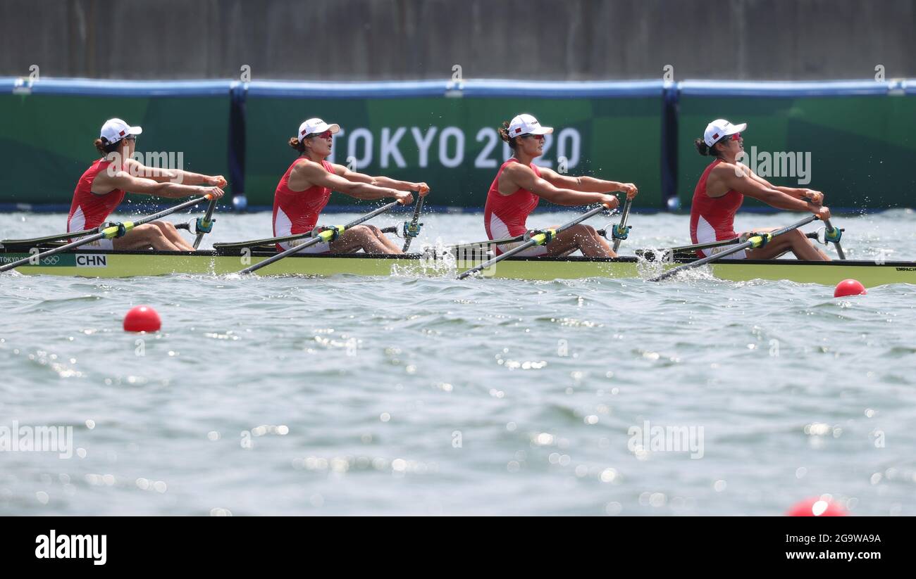 Tokyo, Japan. 28th July, 2021. Chinese rowers Chen Yunxia, Zhang Ling ...