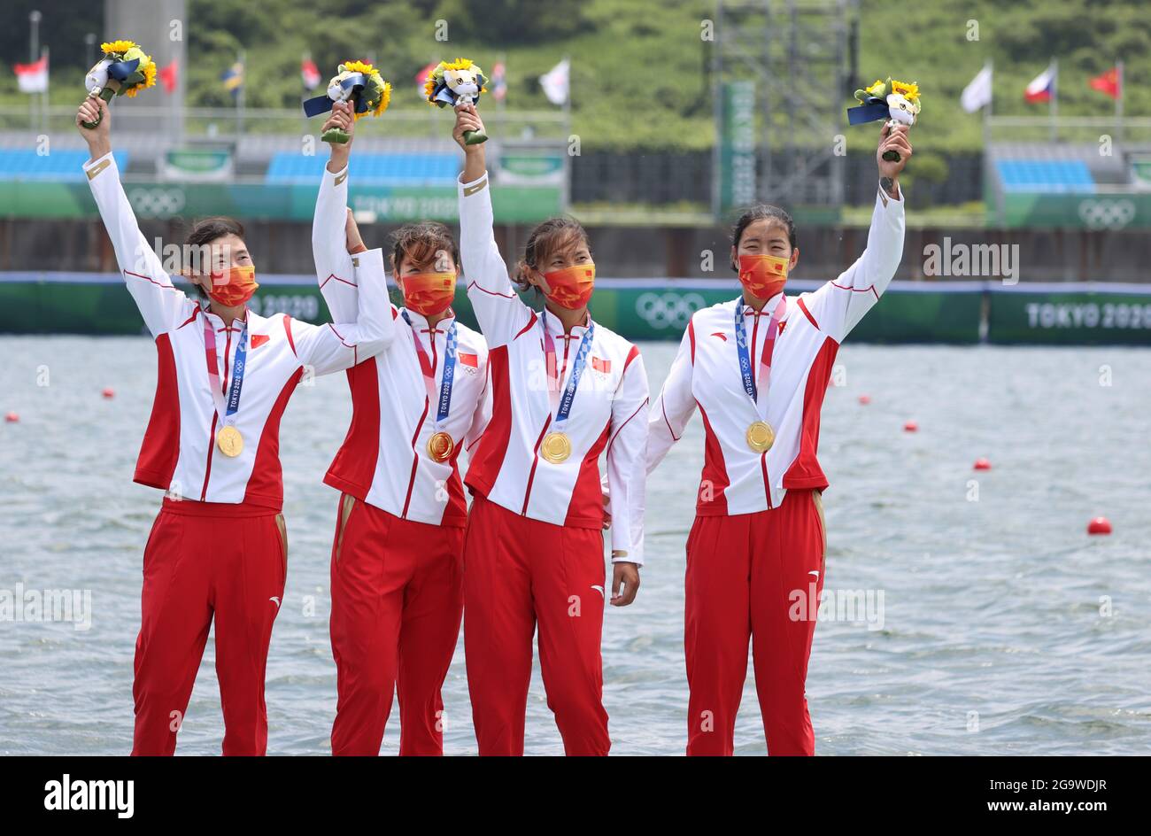 Tokyo, Japan. 28th July, 2021. Chinese rowers Chen Yunxia, Zhang Ling ...
