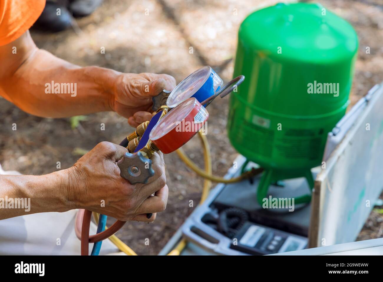 System unit hi-res stock photography and images - Alamy
