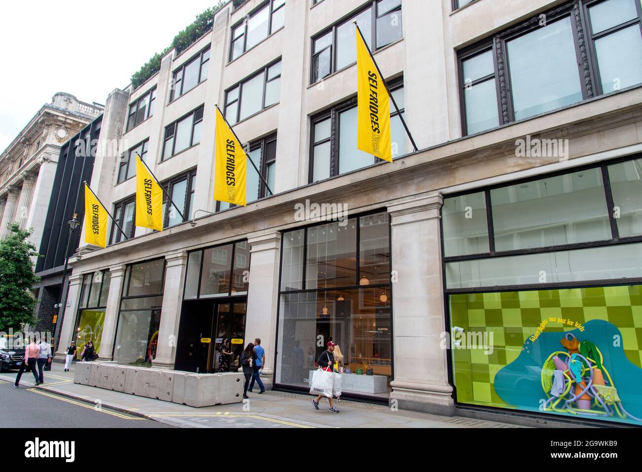 London, UK. 27th July, 2021. Selfridges flagship store seen in Oxford ...