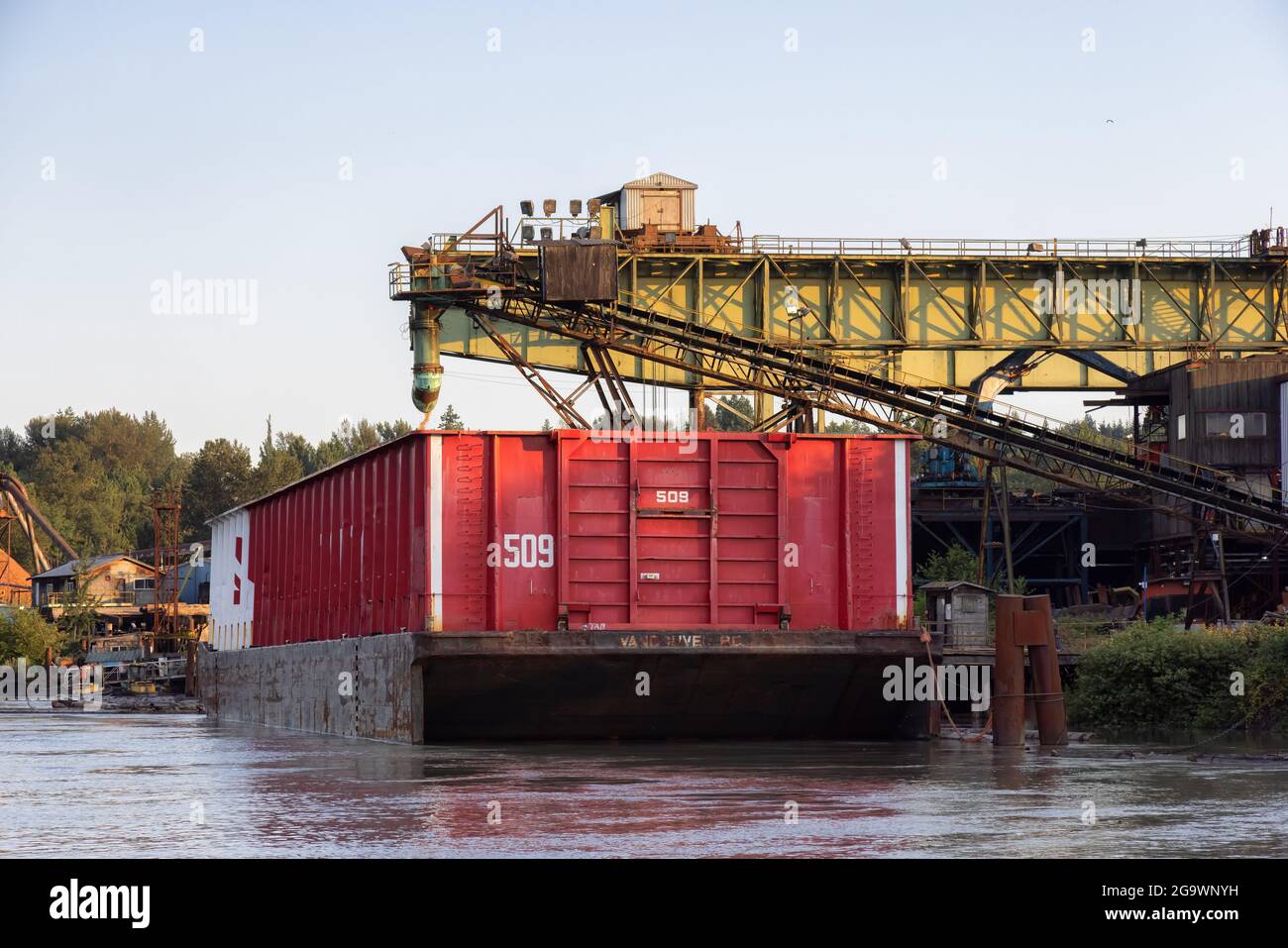 Container barge hi-res stock photography and images - Alamy