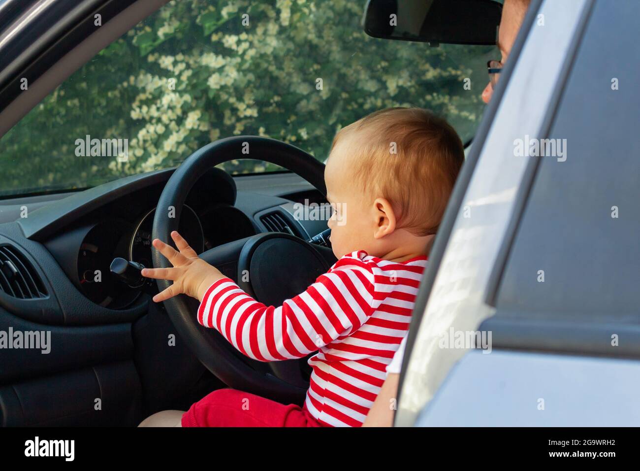 Baby boy driver. Travel with kids concept Stock Photo - Alamy