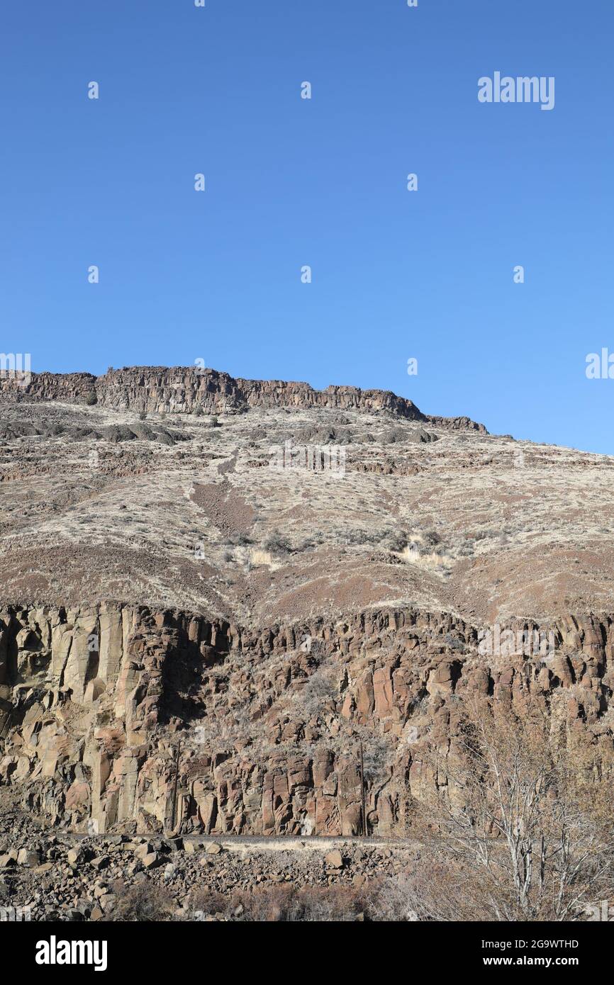 Maupin, in central Oregon. Maupin is in the arid landscapes east of the ...