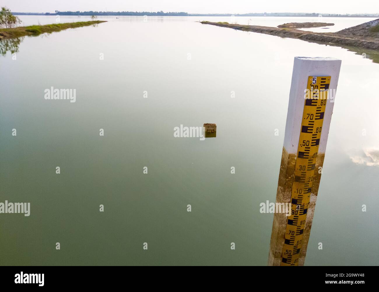Lake Water Level Gauge High Resolution Stock Photography and Images - Alamy