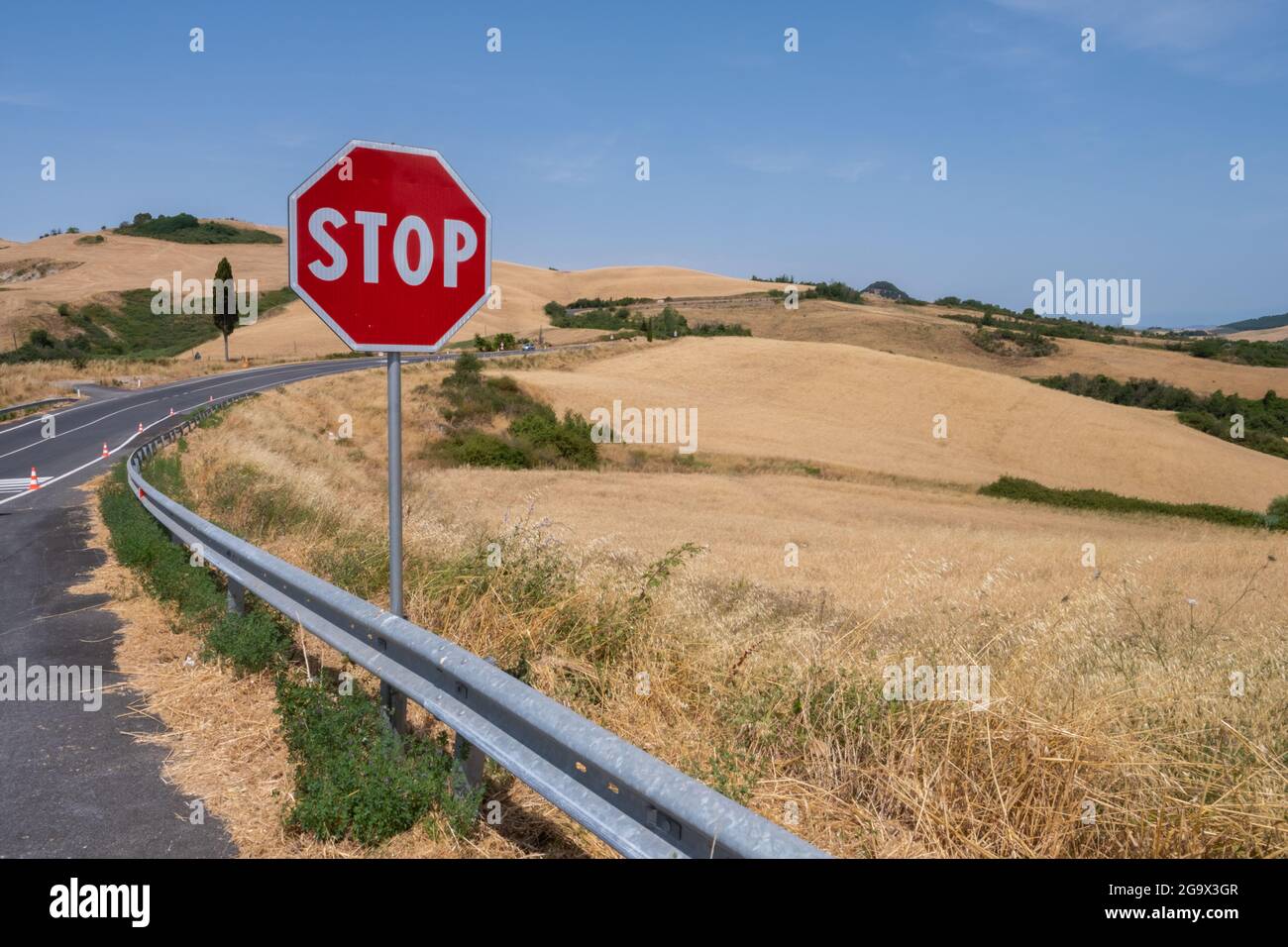 Tuscany road sign hi-res stock photography and images - Alamy