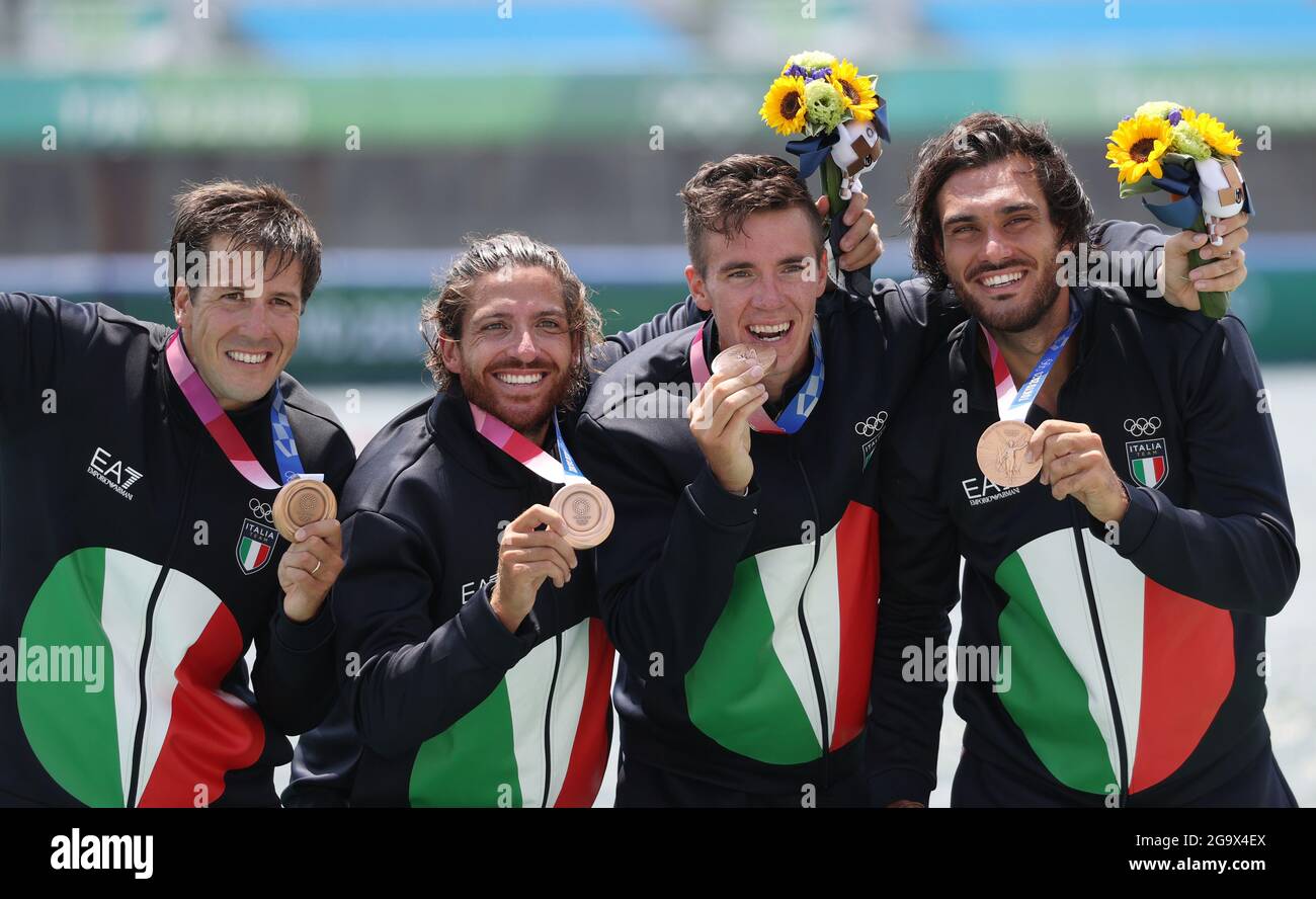 Tokyo, Japan. 28th July, 2021. Rowers of Team Italy pose for photos ...