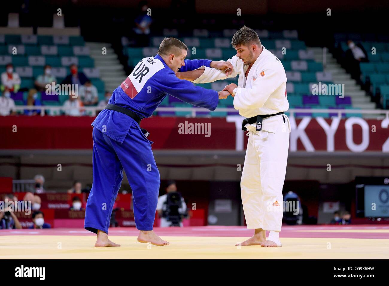 TOKYO, 28-07-2021, Nippon Budokan, Tokyo 2020 Olympic Games, Judo -90kg men. Noel van ’t End (R ...
