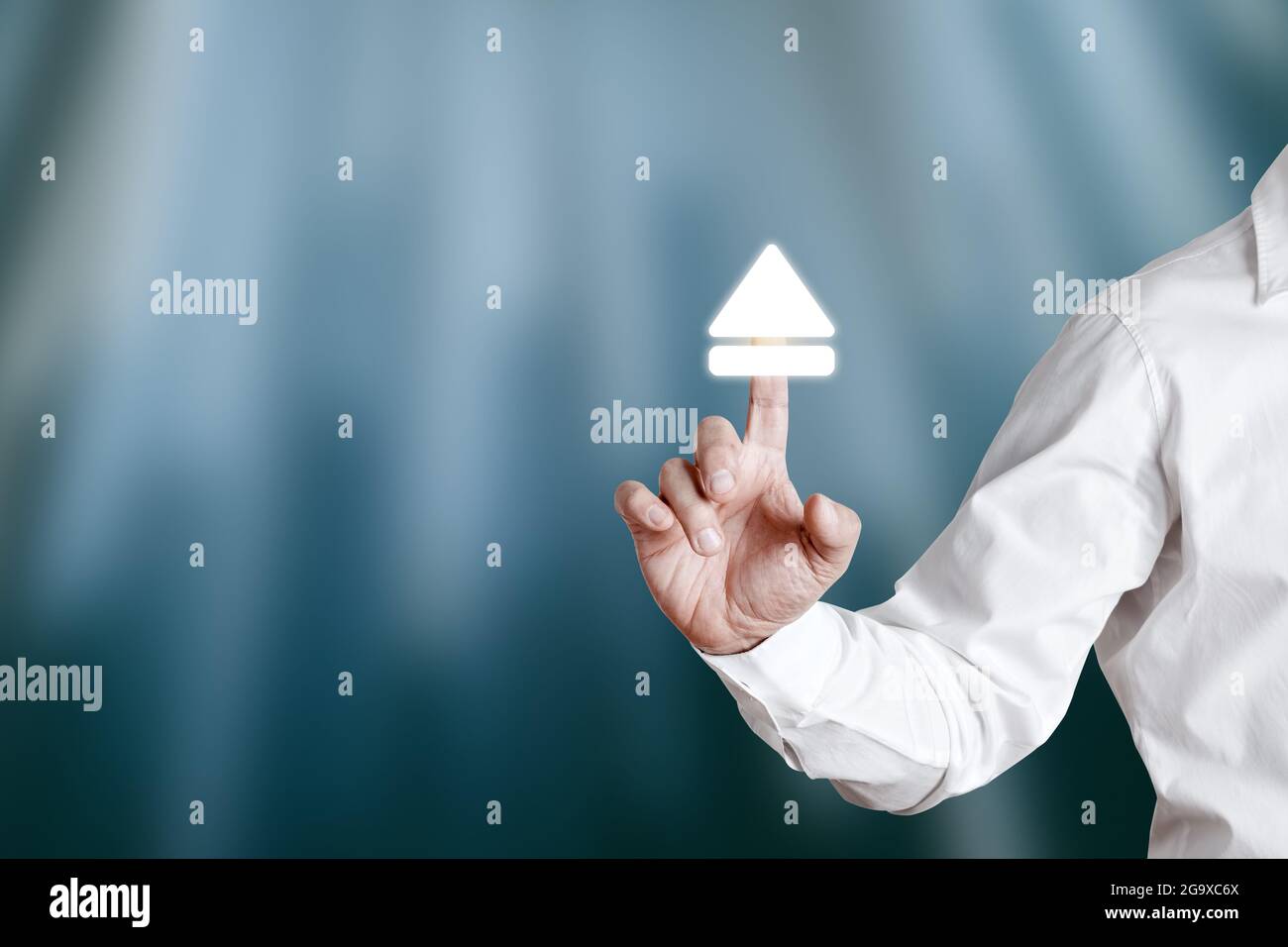 Eject symbol hi-res stock photography and images - Alamy