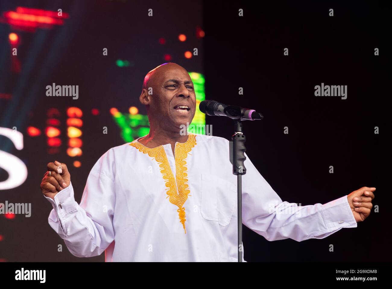 Carl McIntosh of Loose Ends performing live at the Soultasia music ...