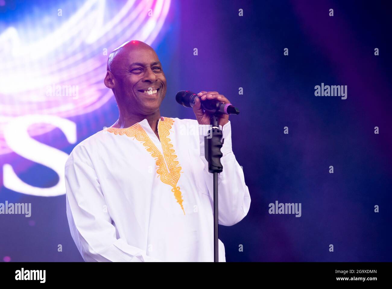 Carl McIntosh of Loose Ends performing live at the Soultasia music ...