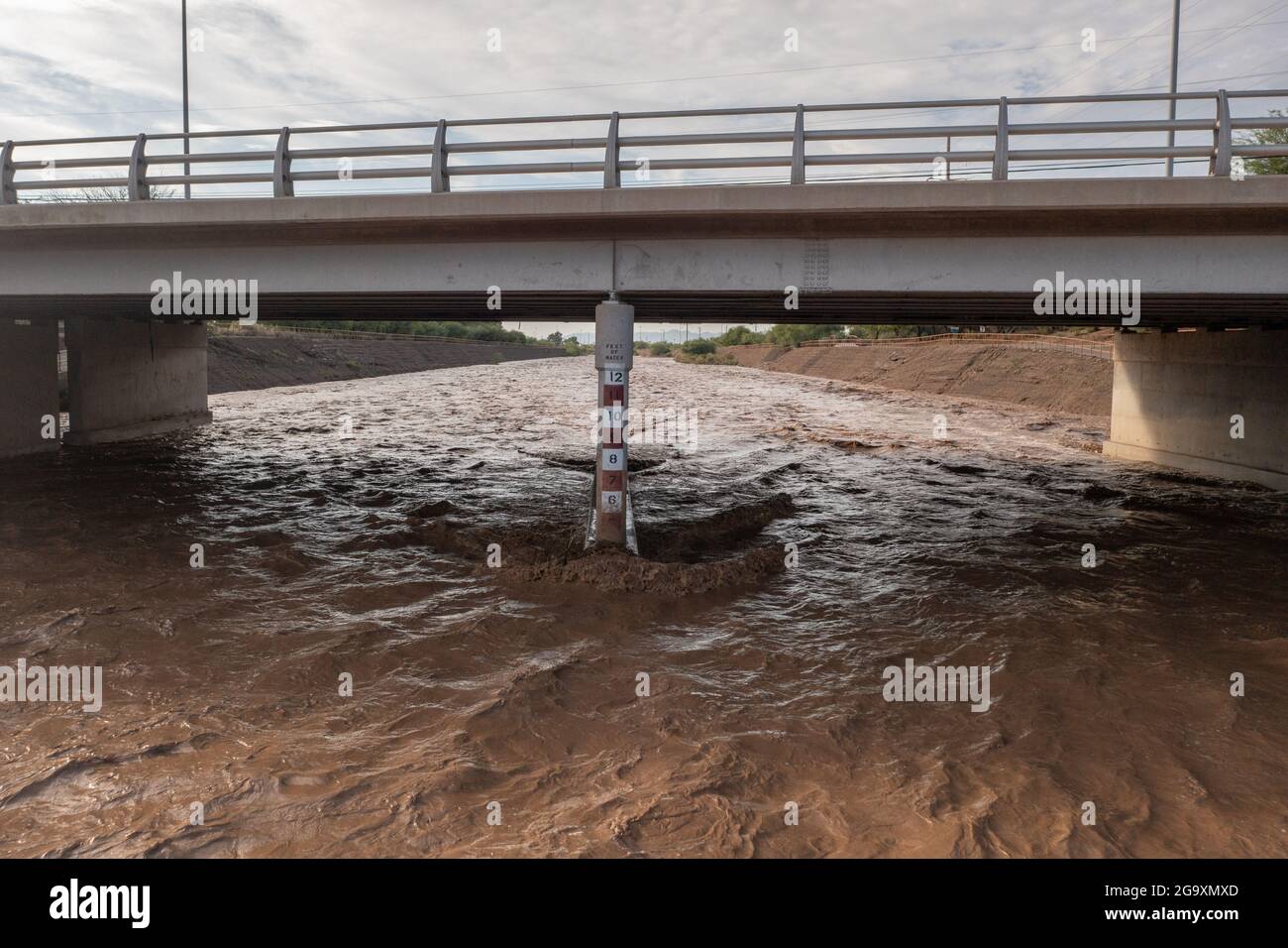Rising river water hi-res stock photography and images - Alamy