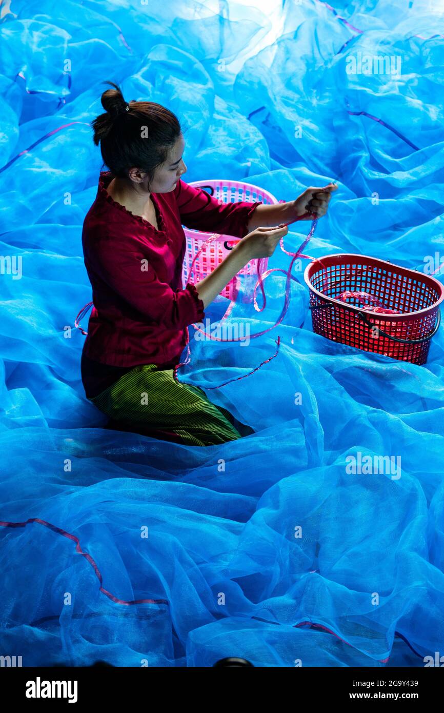 Fishnet fabric hi-res stock photography and images - Alamy