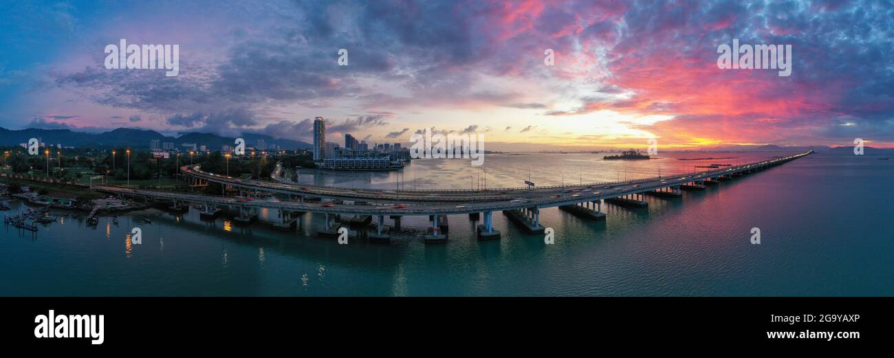 Penang Bridge at sunrise, Penang, Malaysia Stock Photo - Alamy