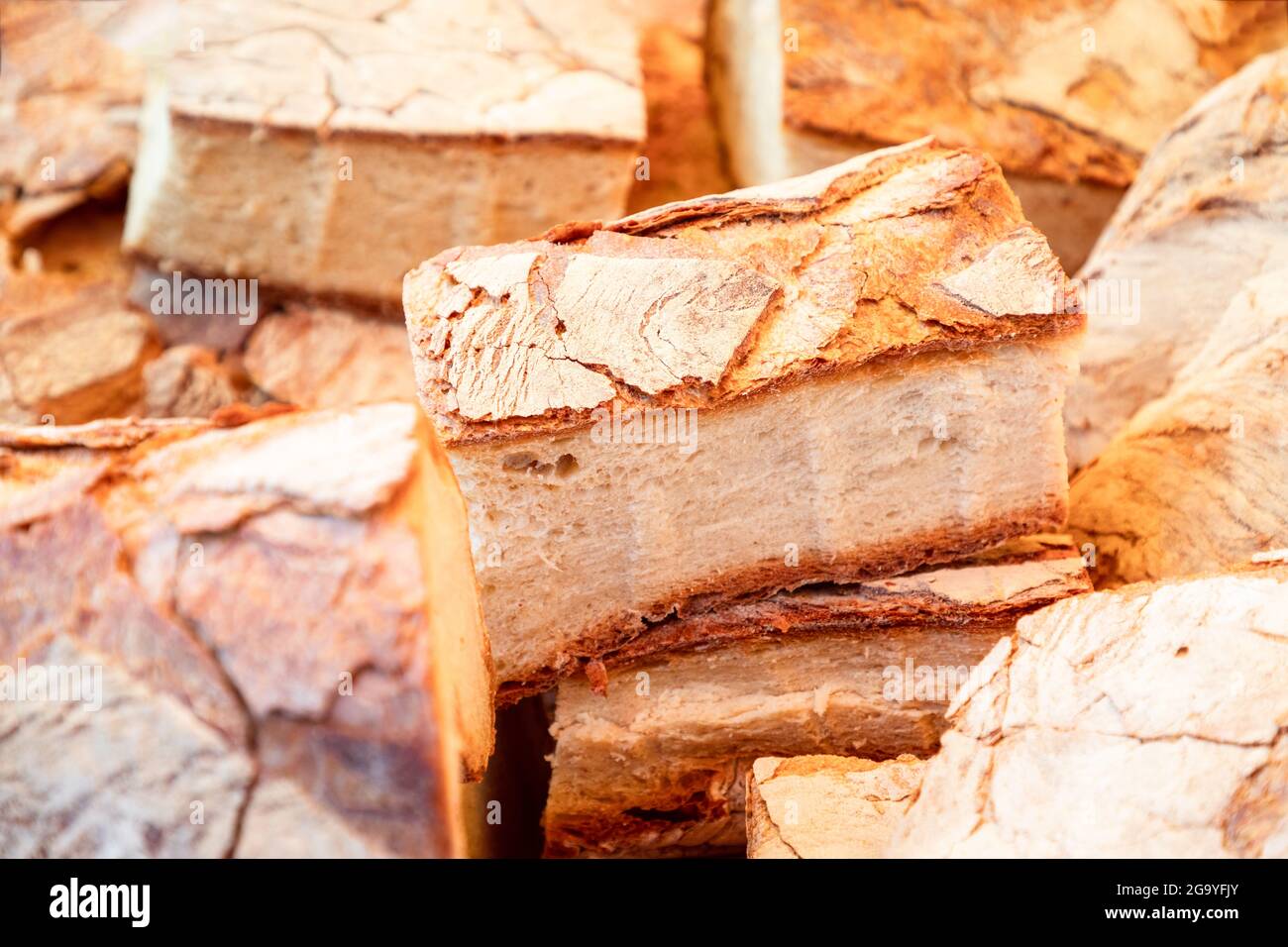 Rustic country bread freshly prepared on the Sunday market in Italy ...