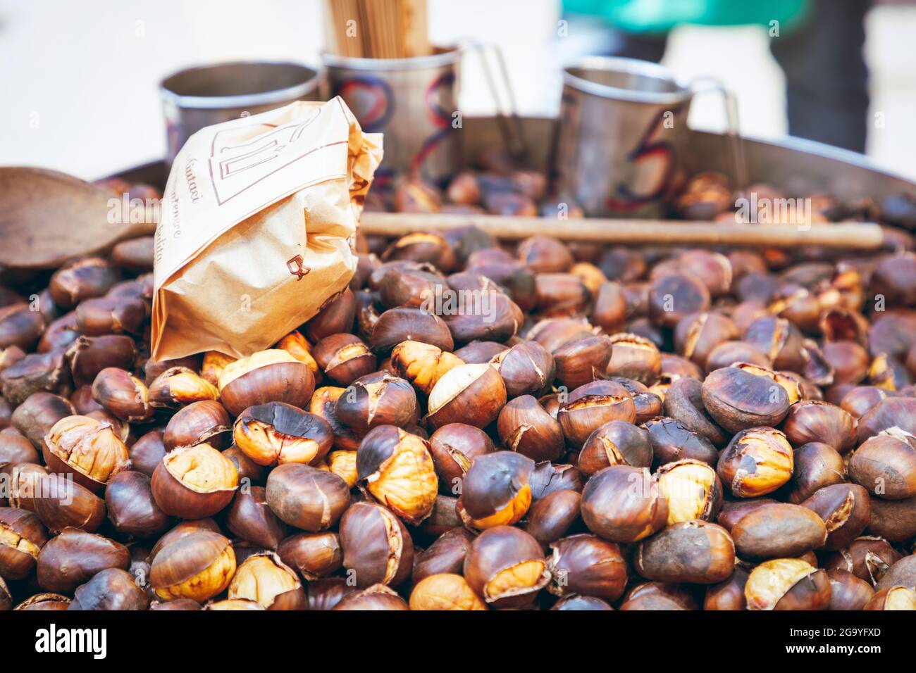 Chestnut market hi-res stock photography and images - Alamy