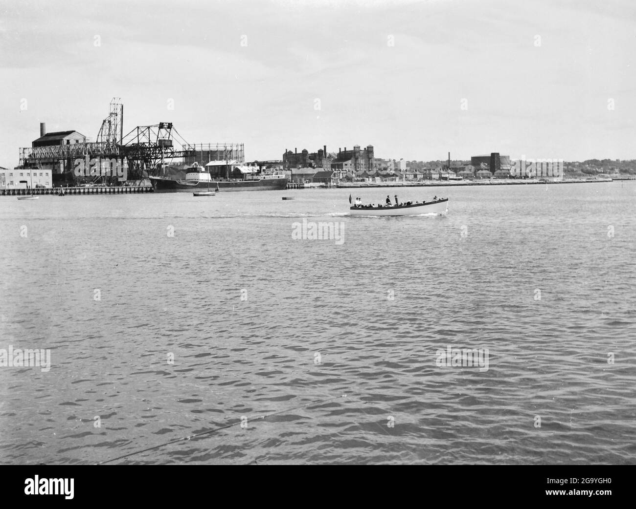 Heads of harbour Black and White Stock Photos & Images - Alamy