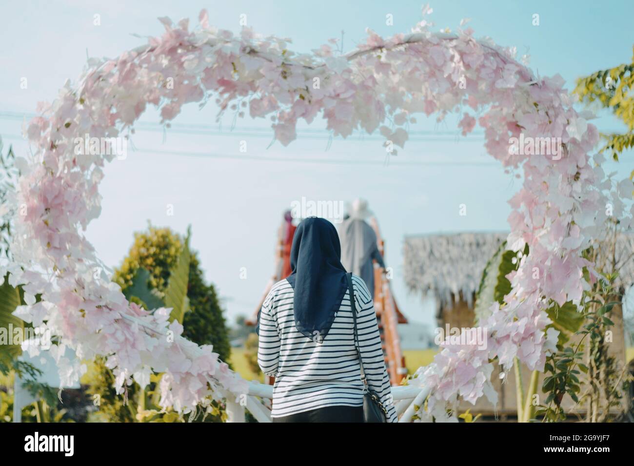 Hijab Model Photoshoot Stock Photo - Alamy