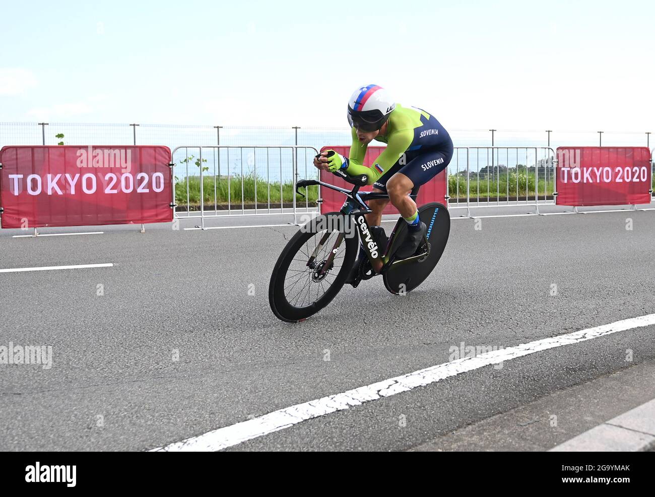 Primoz roglic tokyo hi-res stock photography and images - Alamy