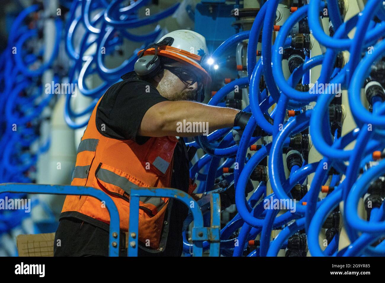 Carlsbad desalination plant hi-res stock photography and images - Alamy