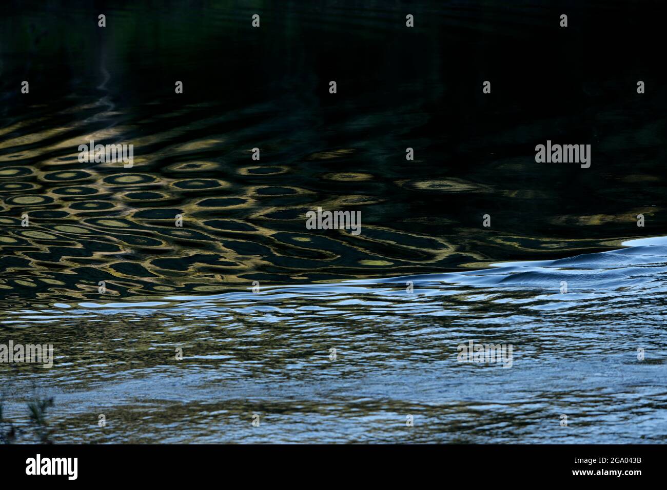 Calm dark hi-res stock photography and images - Alamy