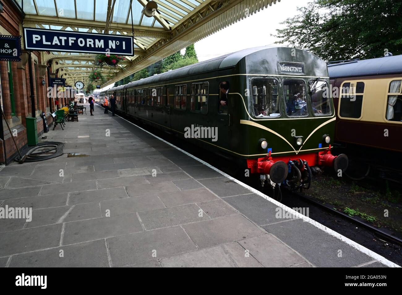 A class 101 locomotive at a station on the GCR Railway Stock Photo - Alamy