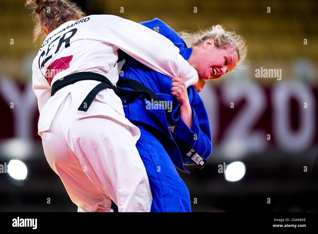 TOKYO, JAPAN - JULY 28: Sanne van Dijke of the Netherlands and Giovanna ...