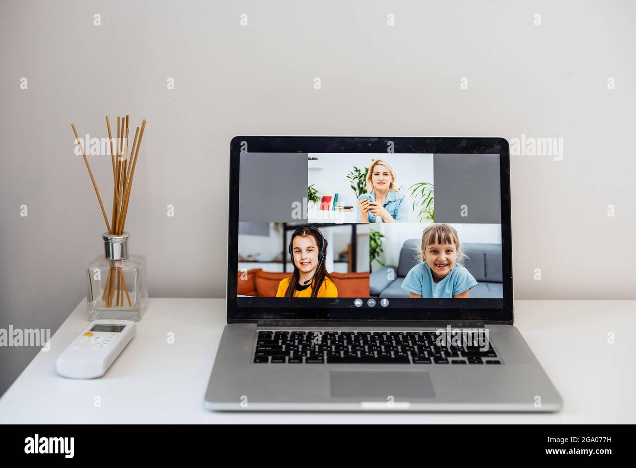 Work from home, video conferencing with coworkers due to Covid 19 ...