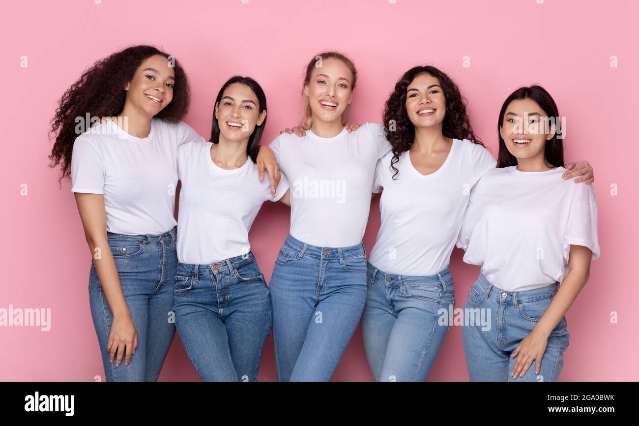 Group of five friends embracing hi-res stock photography and images - Alamy