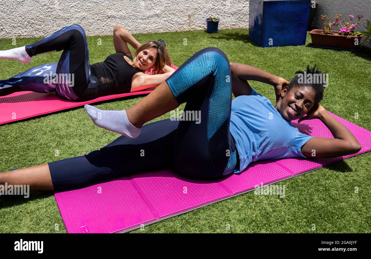 Abdomen abdominal above abs activity hi-res stock photography and ...