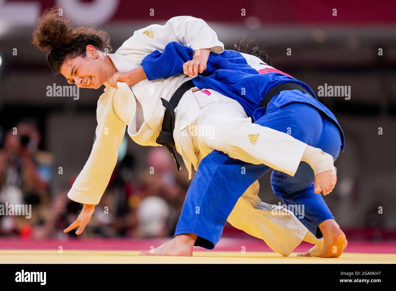 TOKYO, JAPAN - JULY 28: Madina Taimazova of Russia and Chizuru Arai of ...