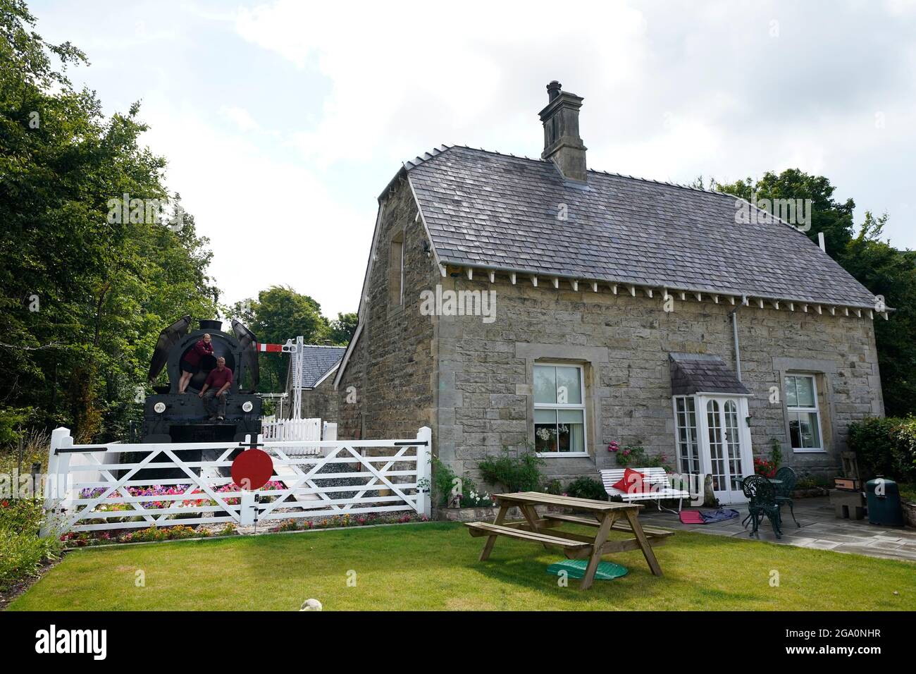 Simon keswick hi-res stock photography and images - Alamy