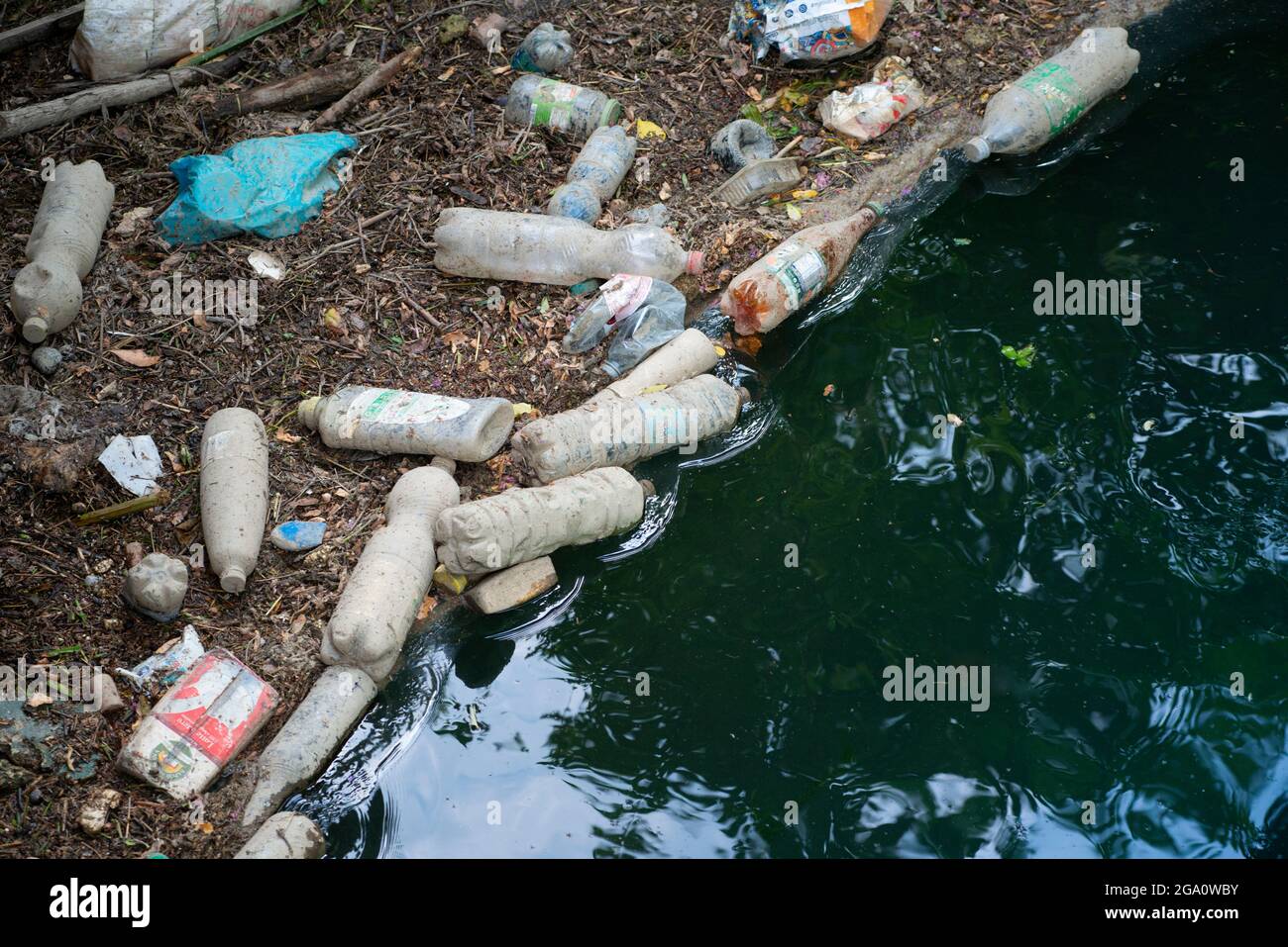 Italy, Lombardy, Province of Cremona, Water Pollution Stock Photo - Alamy