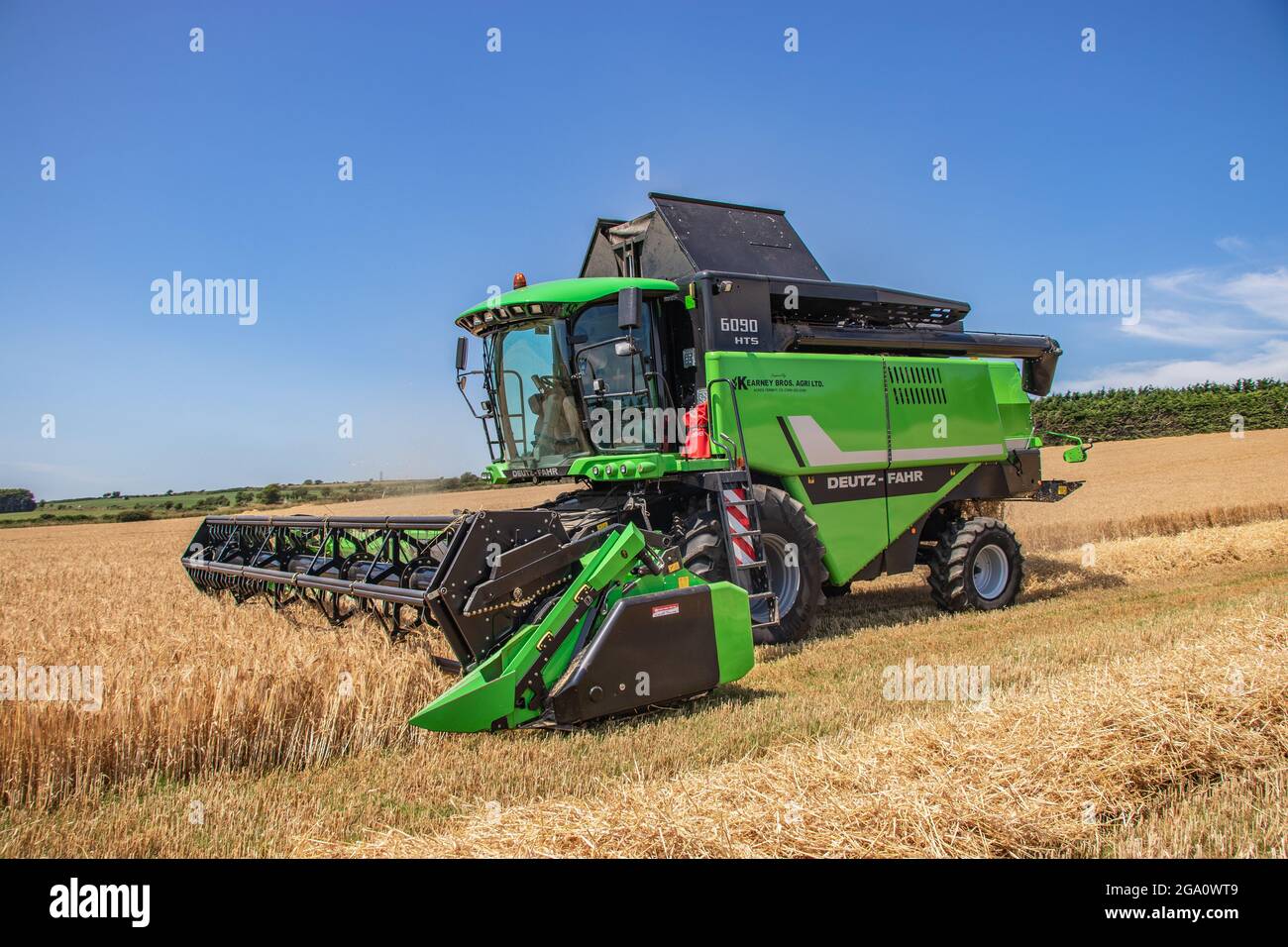 Deutz fahr combine hi-res stock photography and images - Alamy