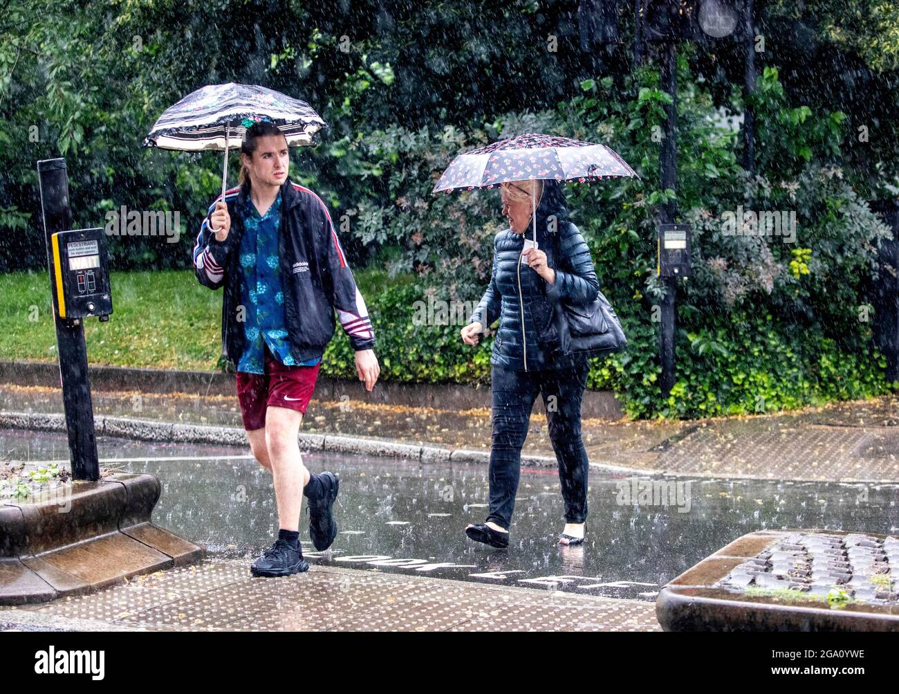 Pic shows; Another prolonged heavy rain storm in London Wednesday 28.7. ...