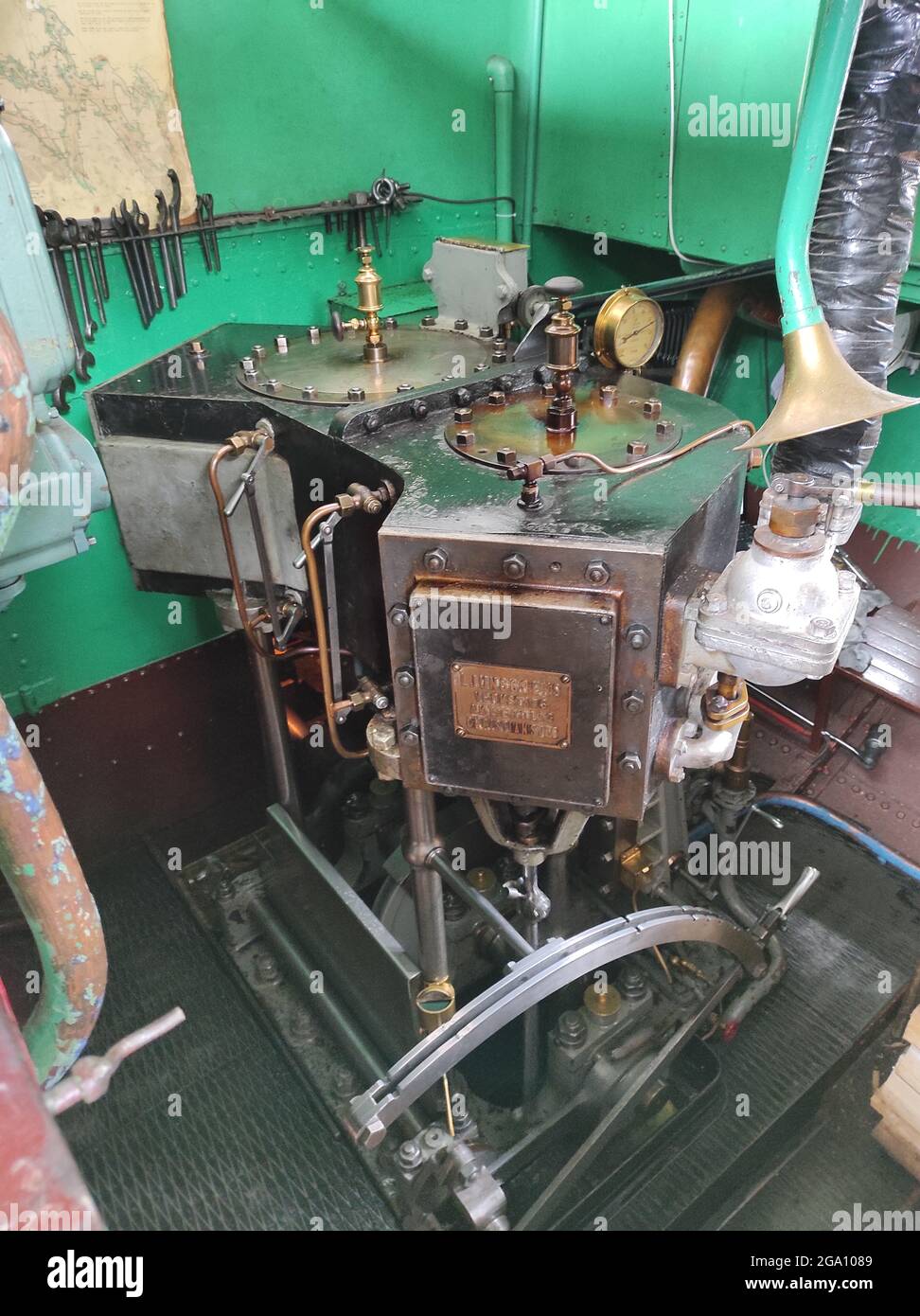 Steamboat machine hi-res stock photography and images - Alamy