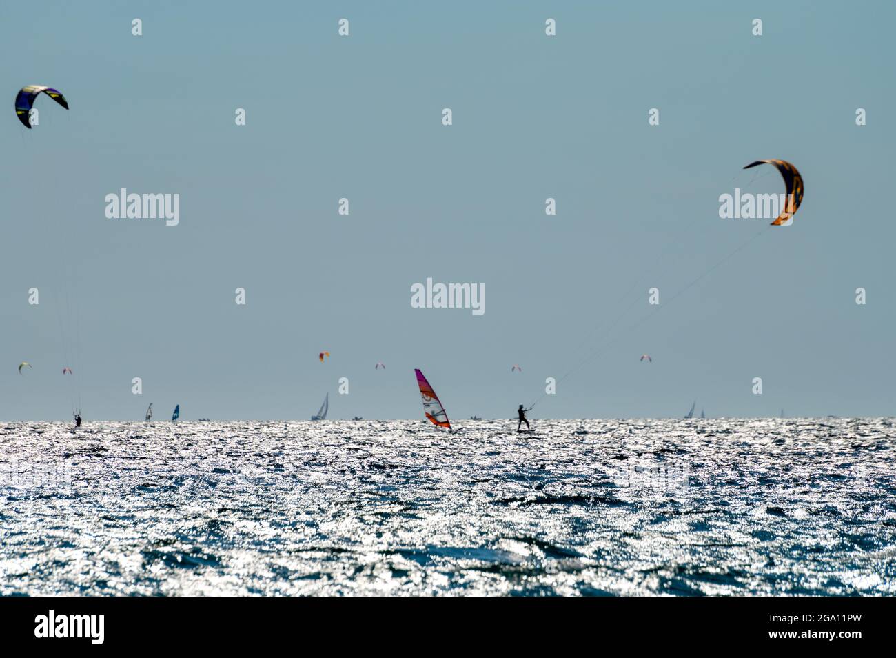 Hydrofoil windsurfing hi-res stock photography and images - Alamy
