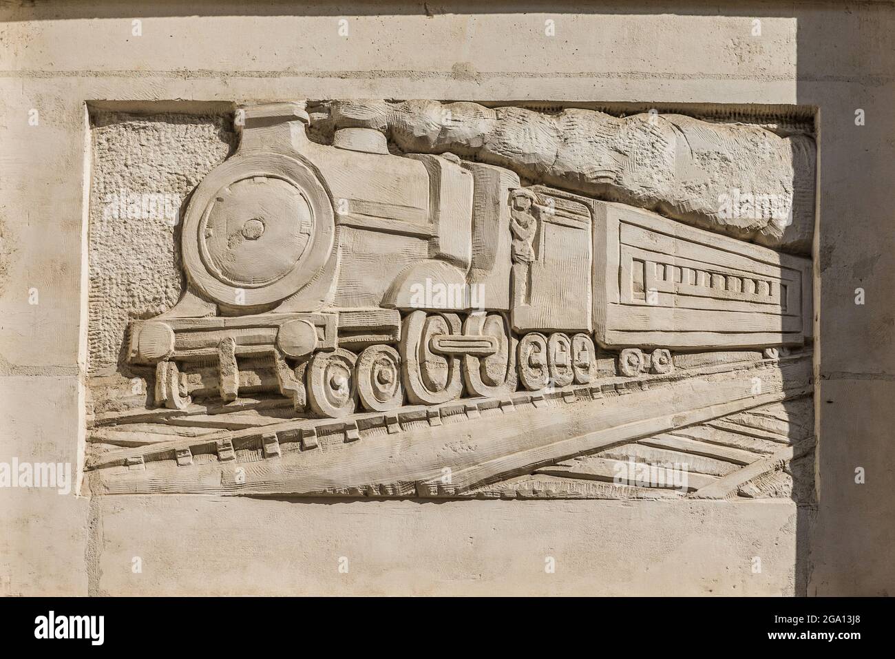 Carved frieze hi-res stock photography and images - Alamy