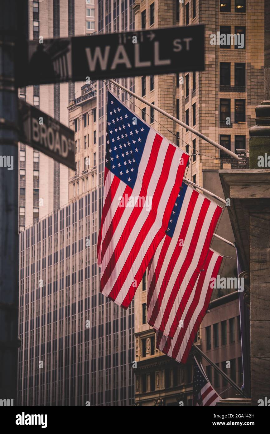 American flag main street hi-res stock photography and images - Alamy