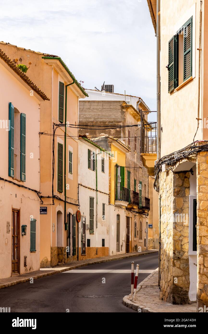 Empty village alley in Majorca, Spain Stock Photo - Alamy