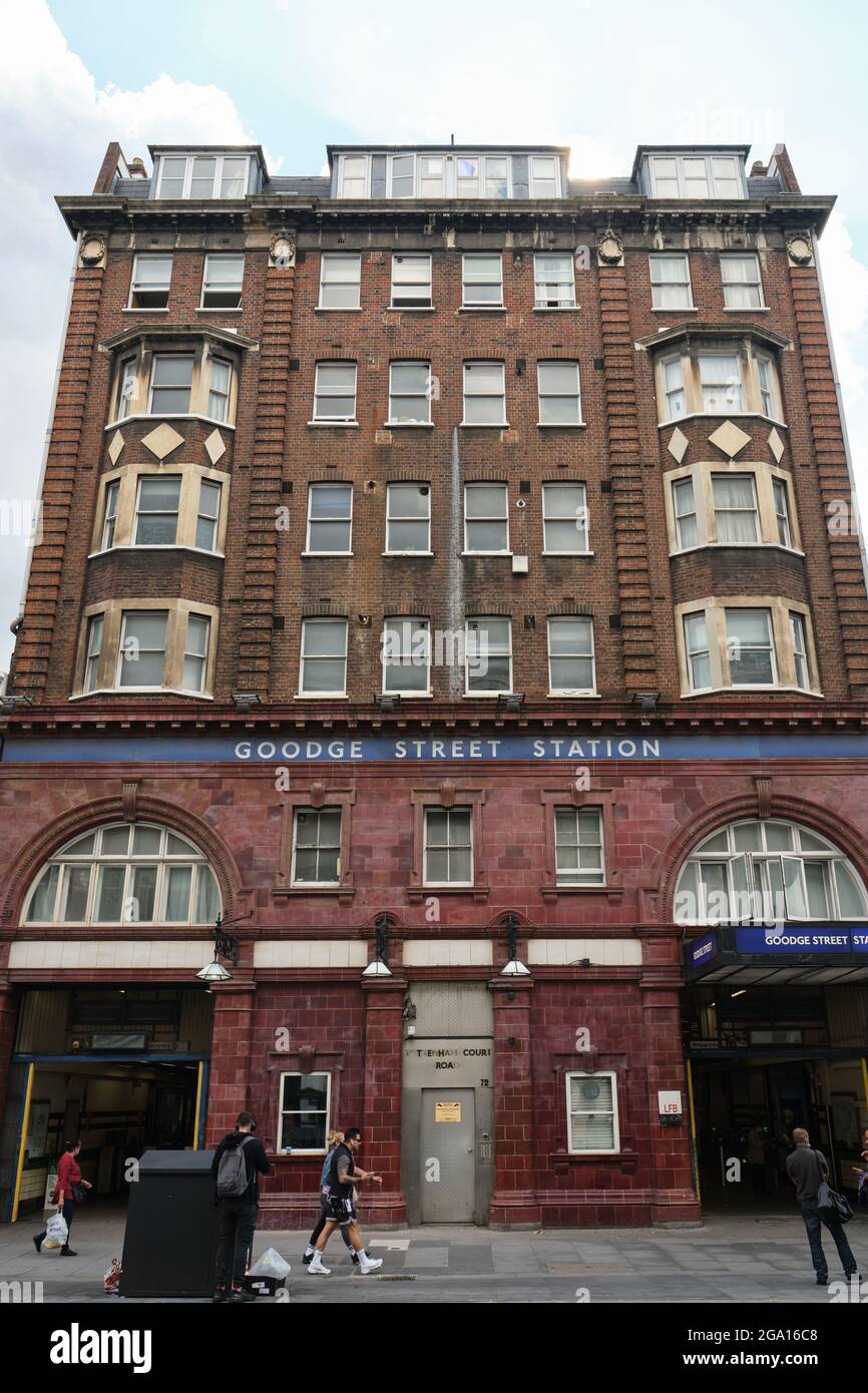 Old street subway london hi-res stock photography and images - Alamy