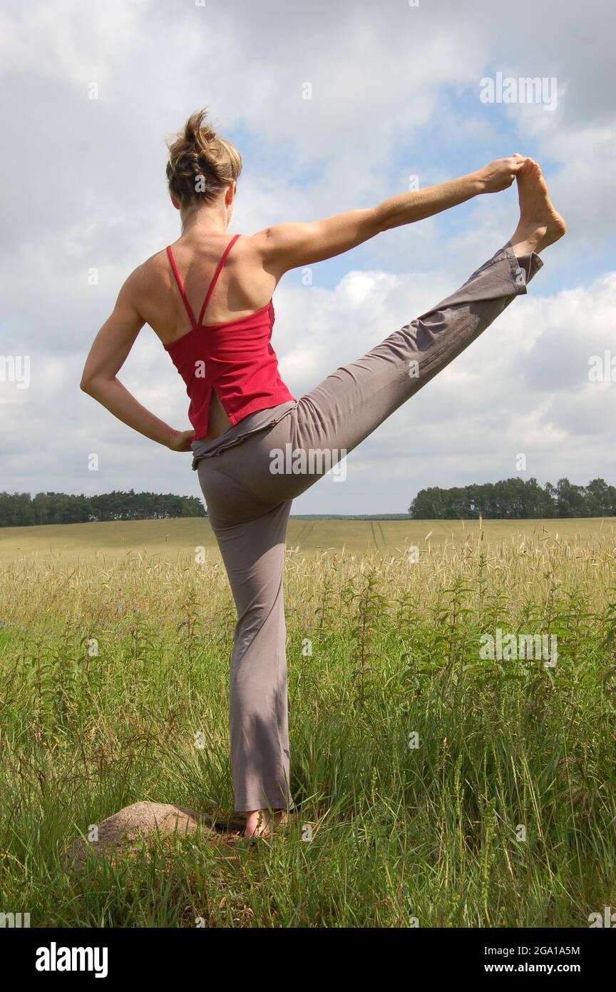 Yoga in Berlin und Brandenburg, Germany Stock Photo - Alamy