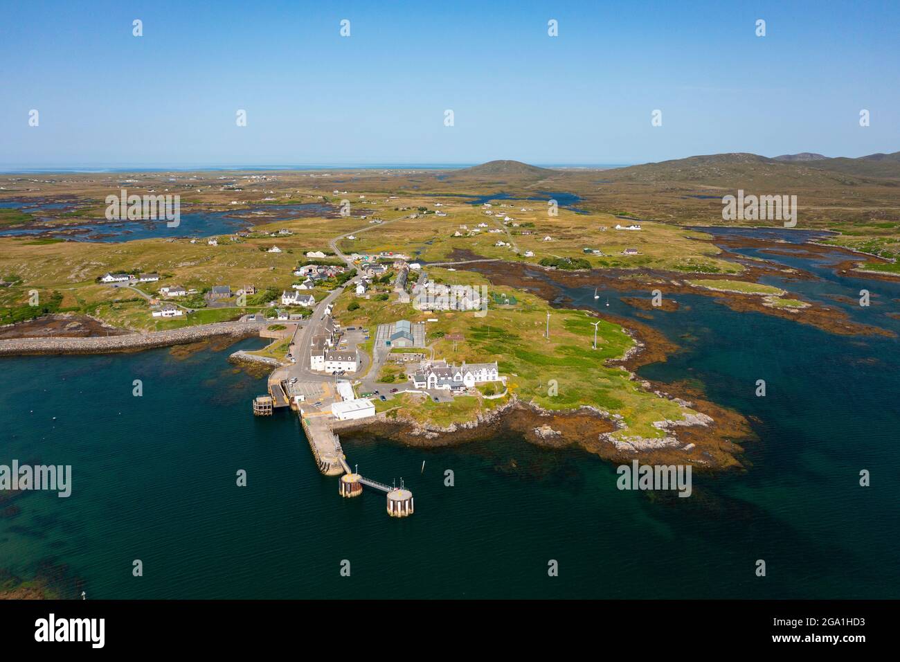 Lochboisdale village hi-res stock photography and images - Alamy