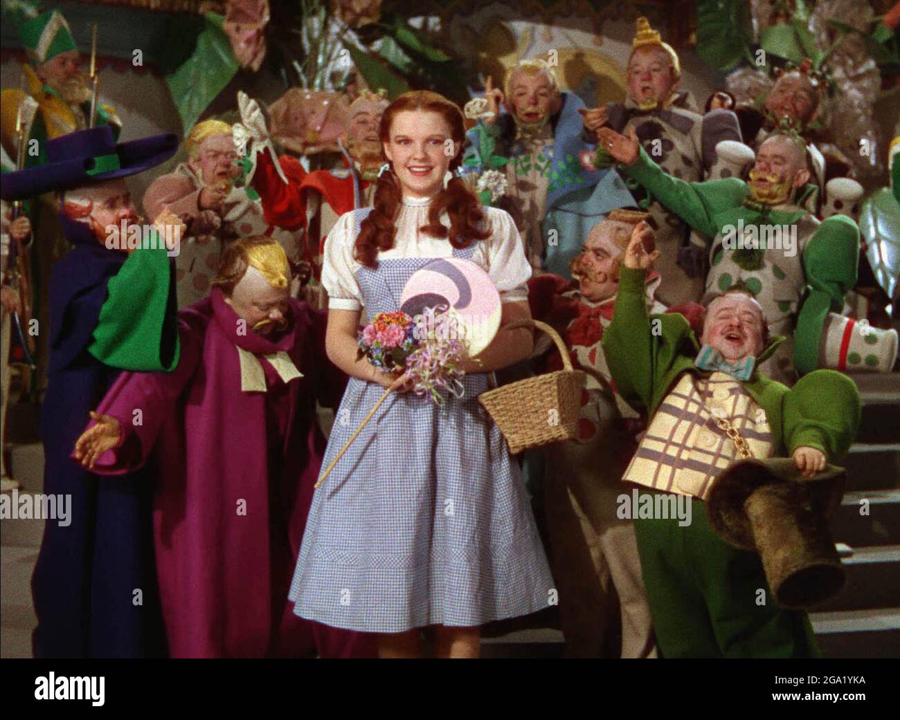 Munchkins wizard of oz hi-res stock photography and images - Alamy