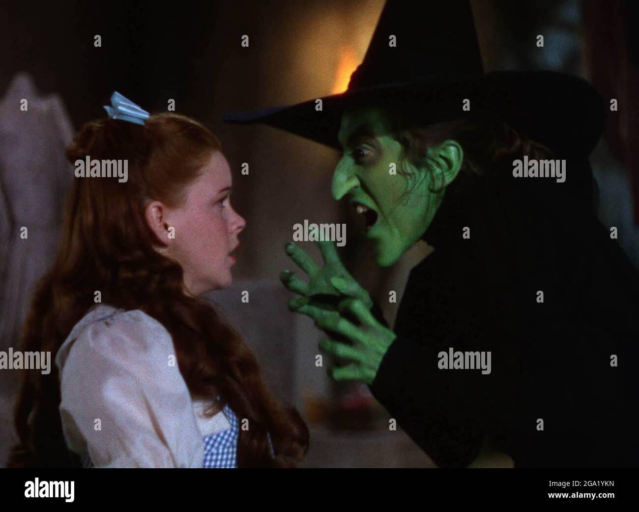 Los Angeles.CA.USA. Judy Garland as Dorothy with Margaret Hamilton as ...