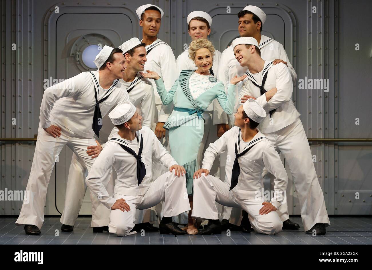 Anything goes 2021 london hi-res stock photography and images - Alamy