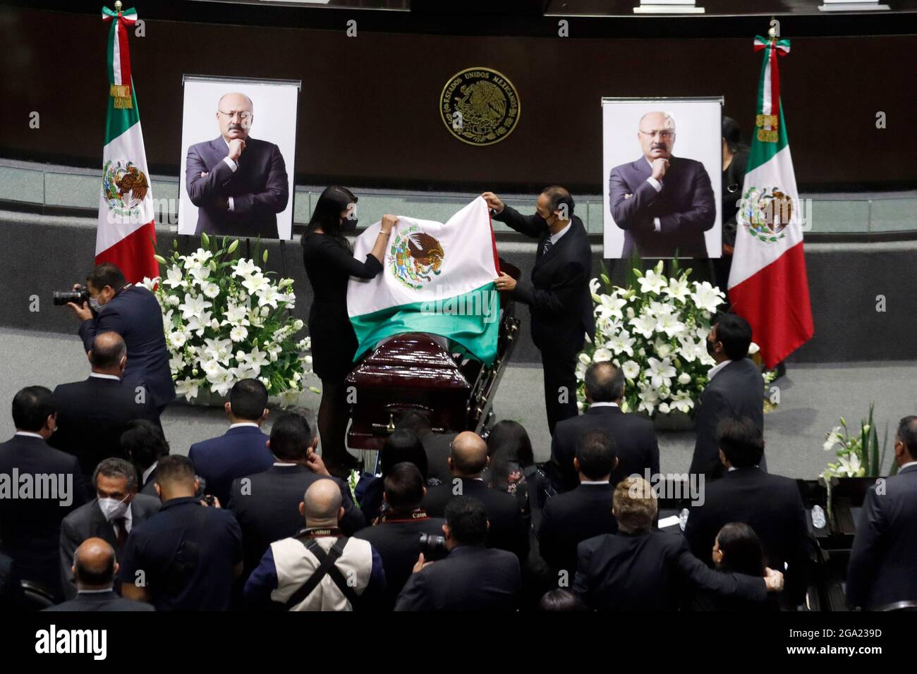 Mexico in mourning hi-res stock photography and images - Alamy