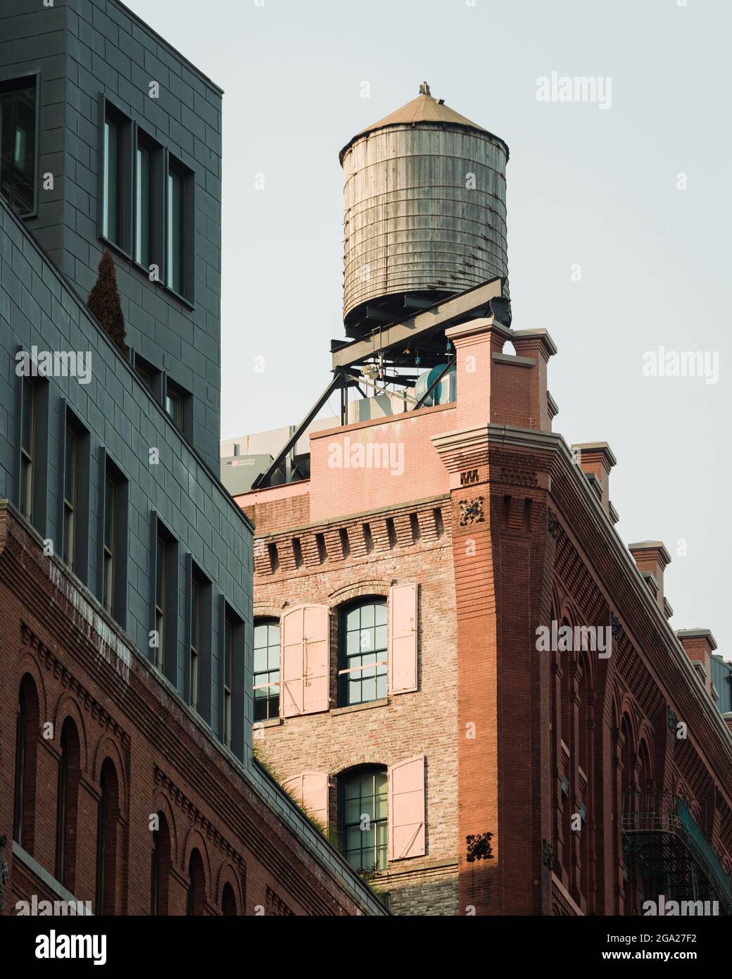 Water tower and architecture in Soho, Manhattan, New York City Stock ...