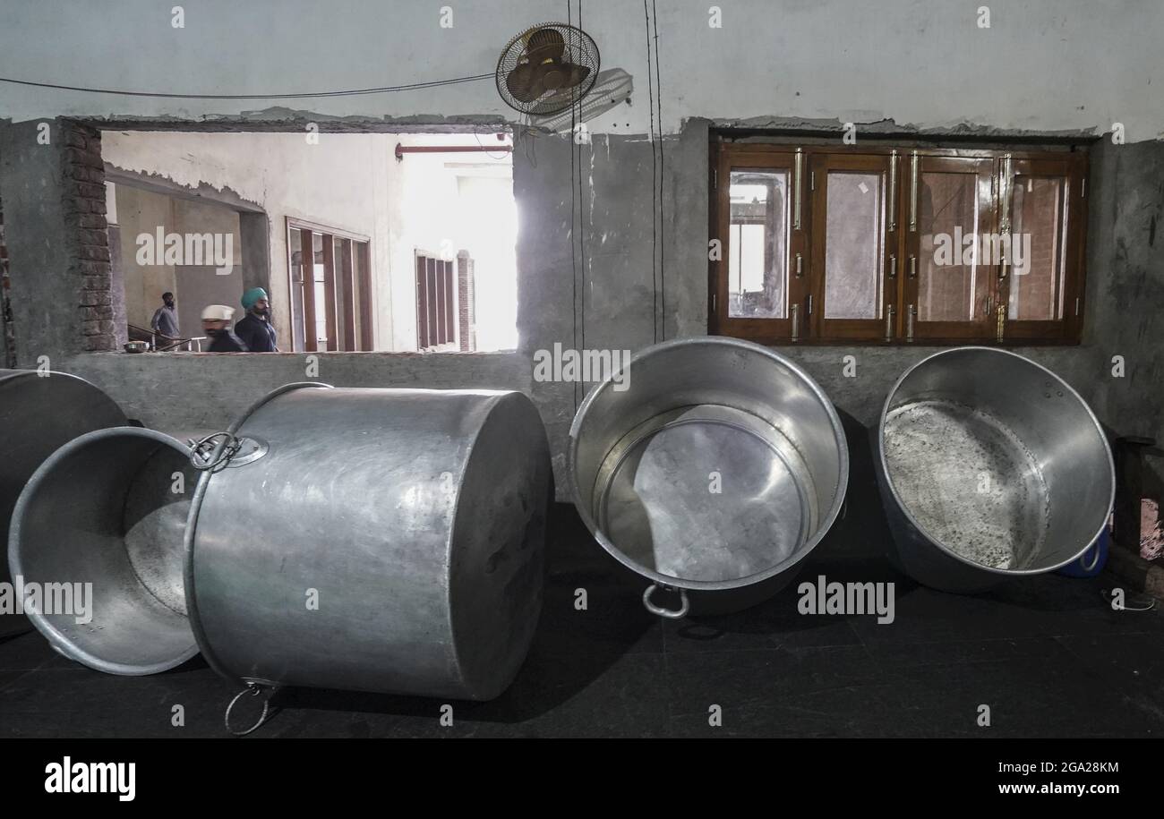The Golden Temple (Sri Harmandir Sahib) Gurdwara kitchens for preparing ...