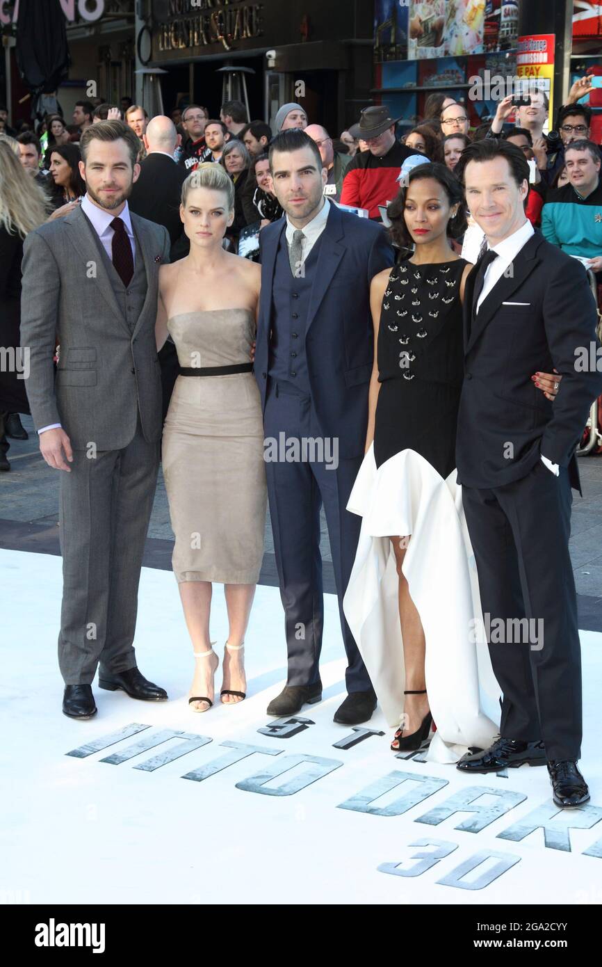 Zoe saldana and benedict cumberbatch High Resolution Stock Photography ...